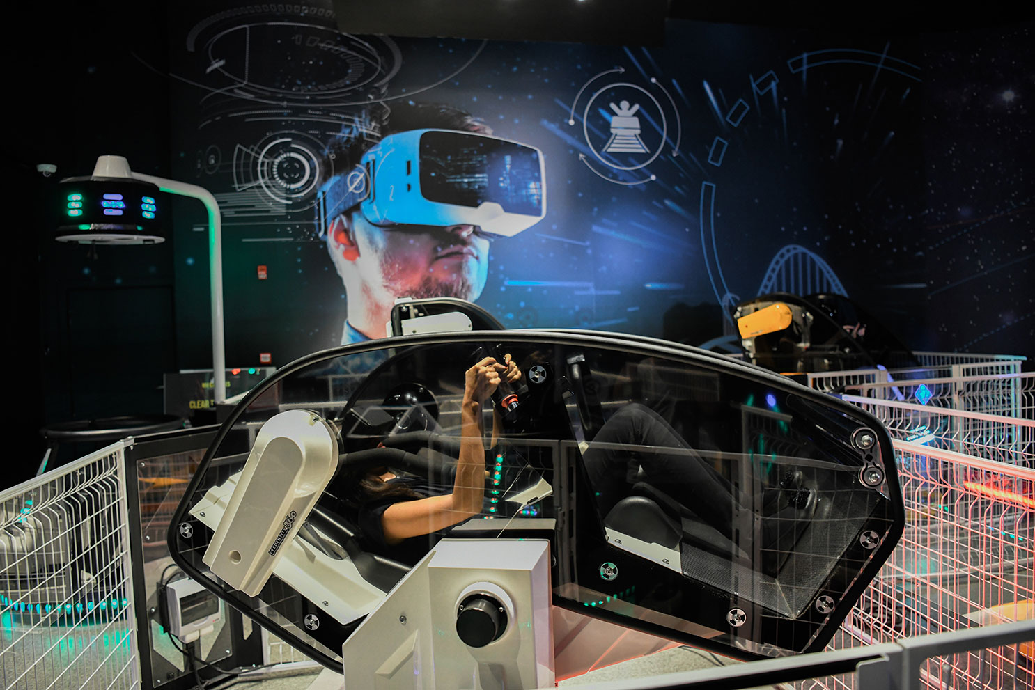 Starblade Virtual Reality - Megapolis Entertaiment Center